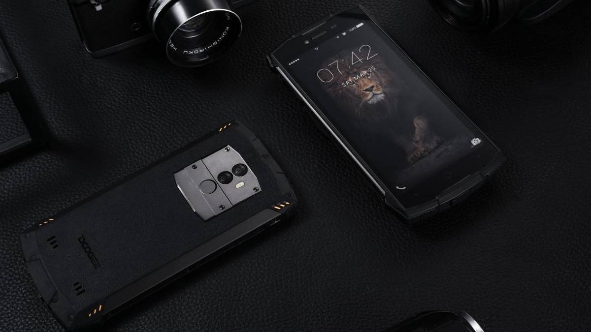 Military Standard Rugged Phone, DOOGEE S55 Is on the Road