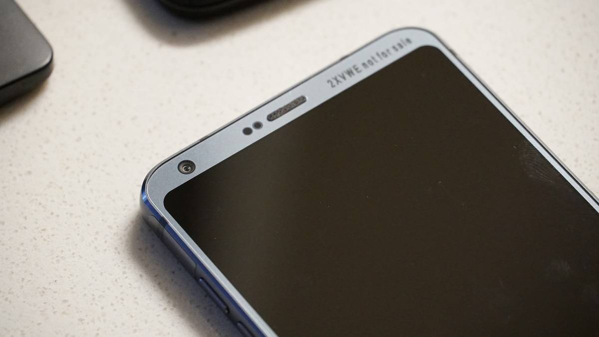 LG G6 with the Qualcomm Snapdragon 835: First Look at a Prototype