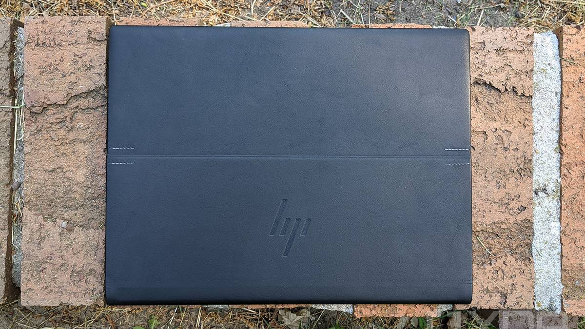 Best external monitors for the HP Elite Folio in 2023