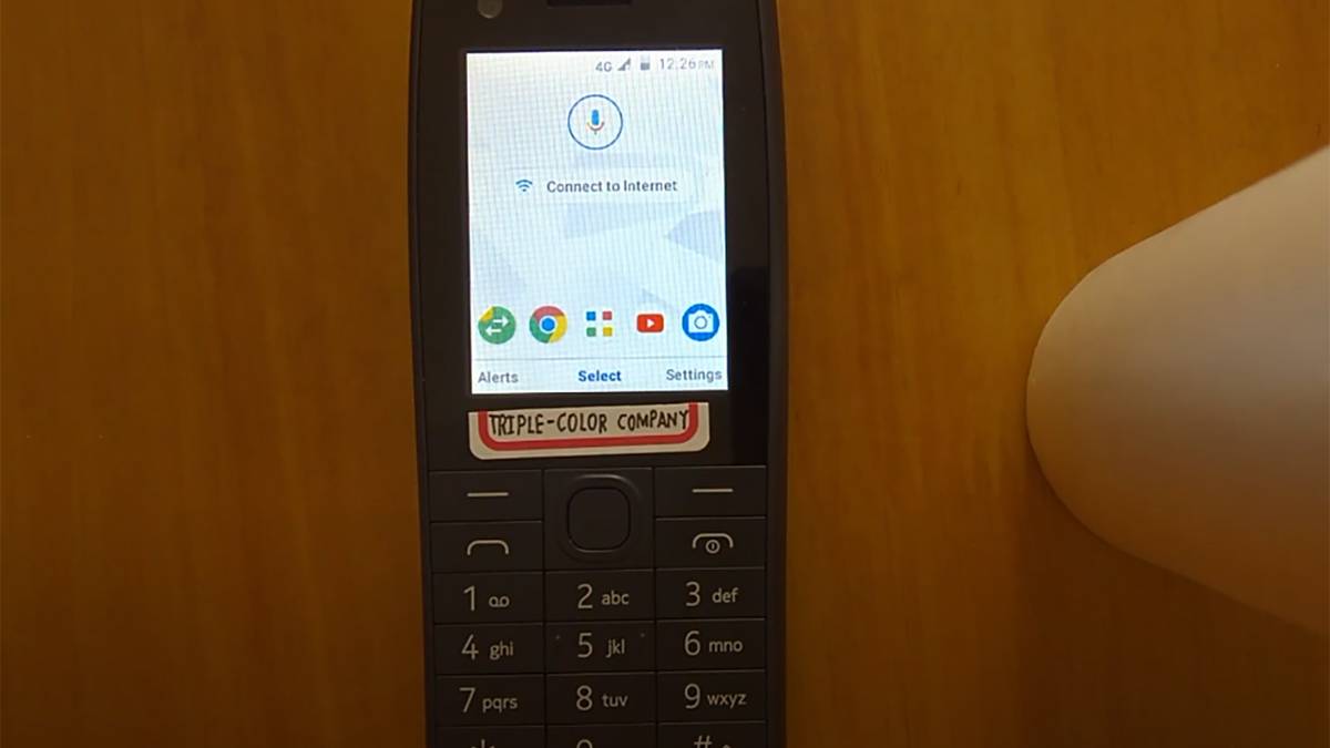 Android-powered Nokia 400 feature phone reappears online
