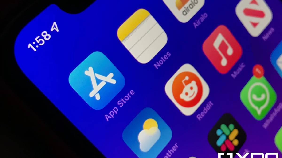Apple is actively removing outdated apps from the App Store
