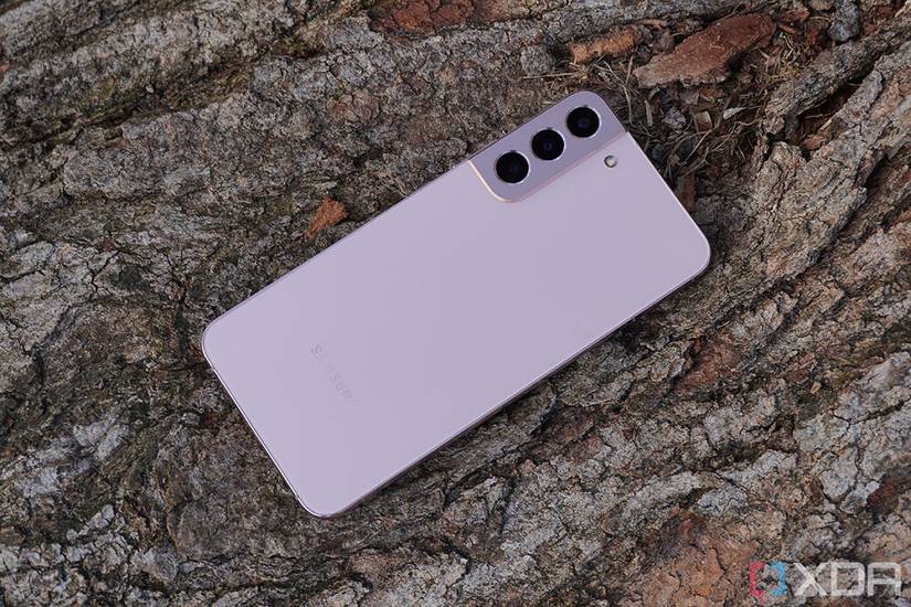 Samsung Galaxy S22 Plus Review: The best Android flagship for the ...