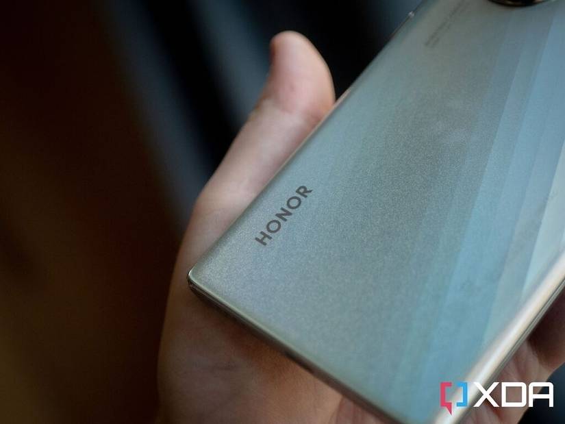 Honor 70 Review: Great photos, mid-range everything else