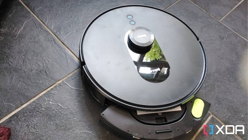 Botslab NaviClean S8 Plus robot vacuum review: Mid-price sweeping and ...
