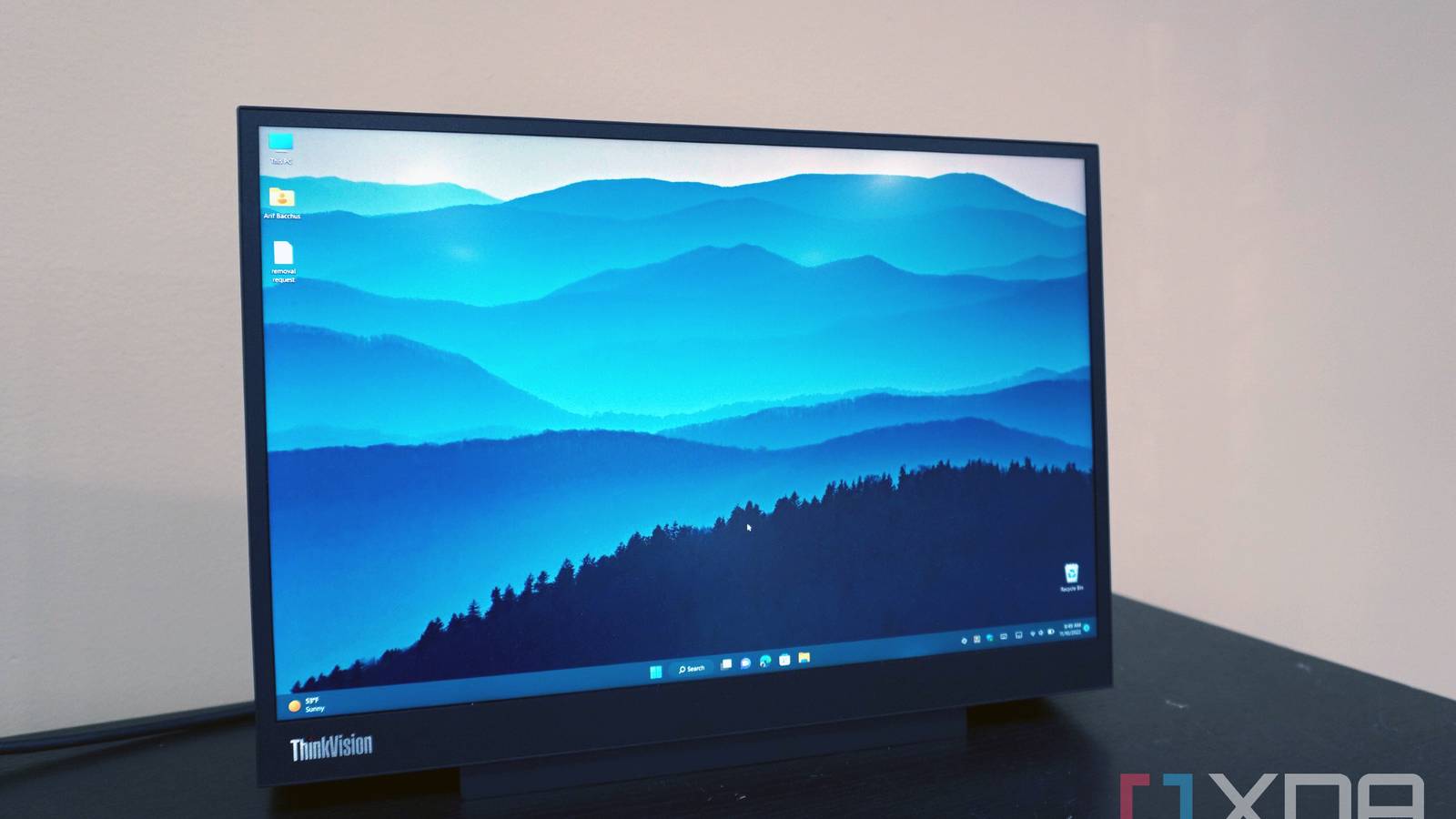 Lenovo ThinkVision M14d review: Is this great portable monitor worth $500?