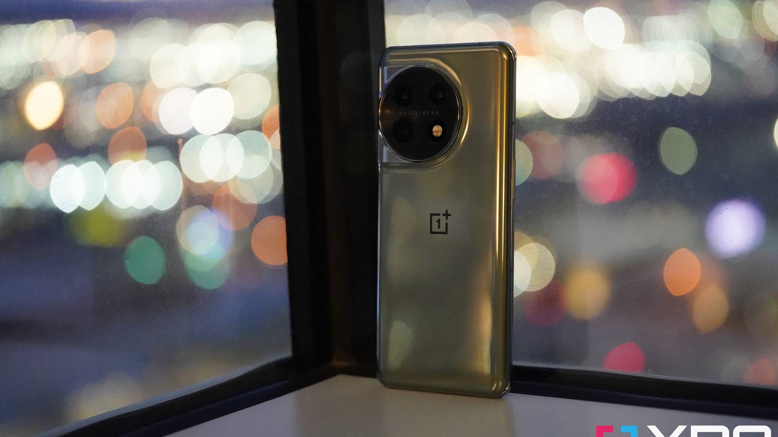 Is the OnePlus 11 waterproof?