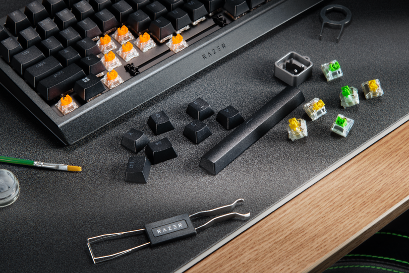 Razer's new BlackWidow V4 75% keyboard brings sleek design with hot ...