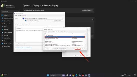 How to fix a yellow screen on Windows 11