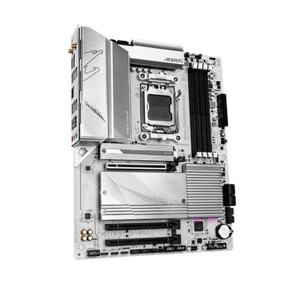 The definitive all-white gaming PC you should build in 2024