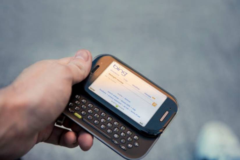 On this day 14 years ago, Microsoft unveiled its failed Kin phones