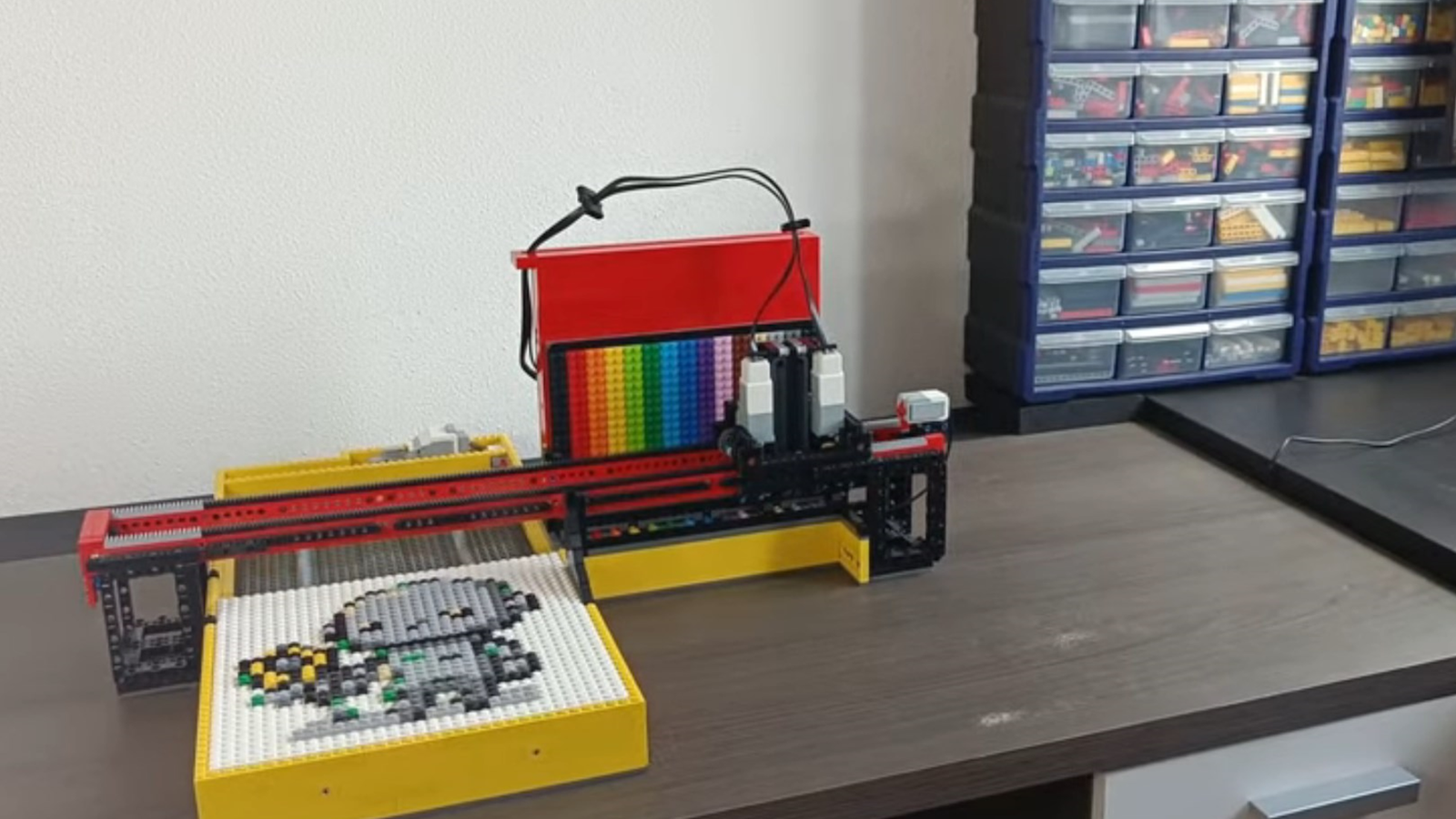 This cool gadget turns AI-generated images into Lego pixel art