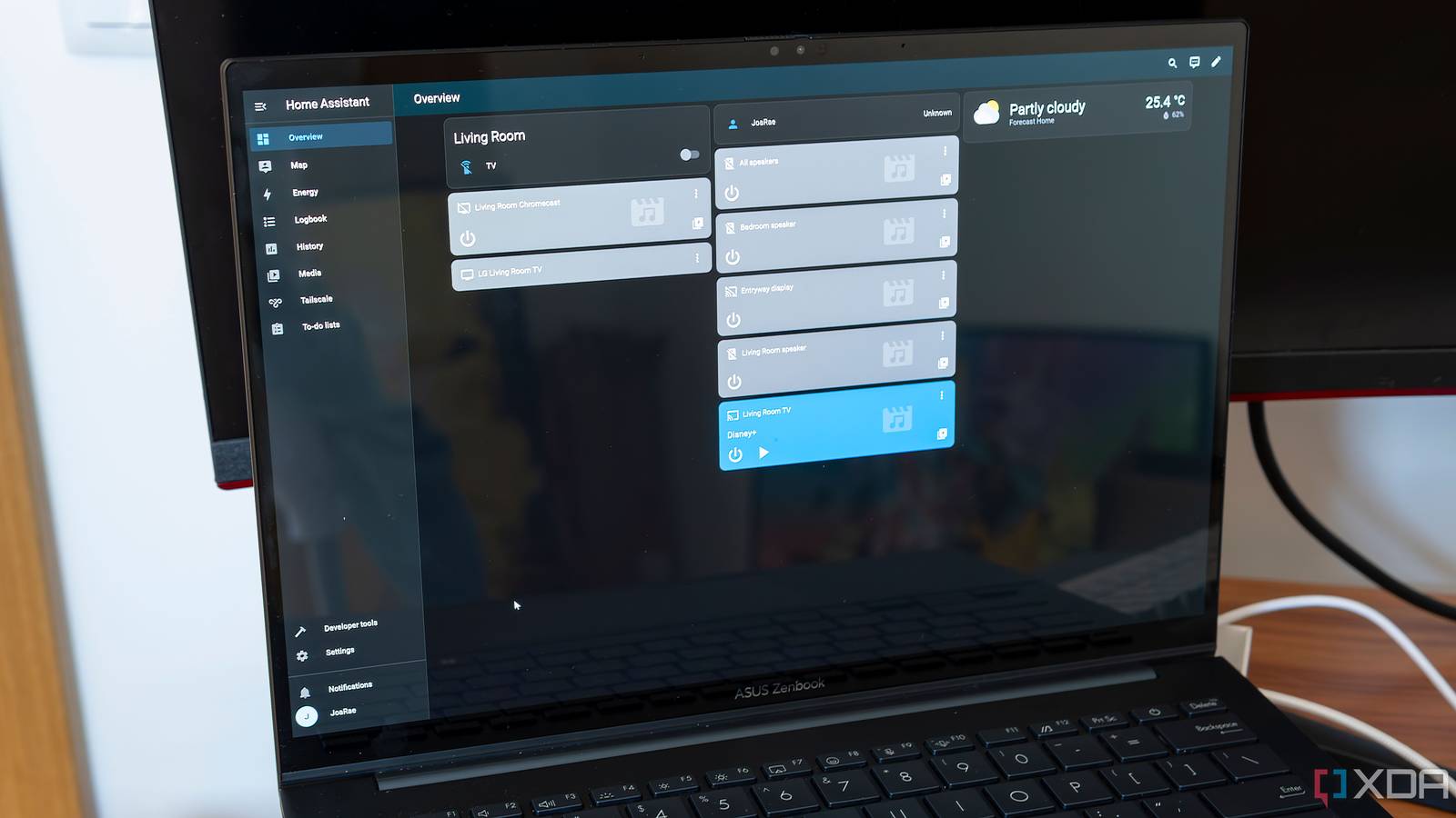 Windows smart home controls