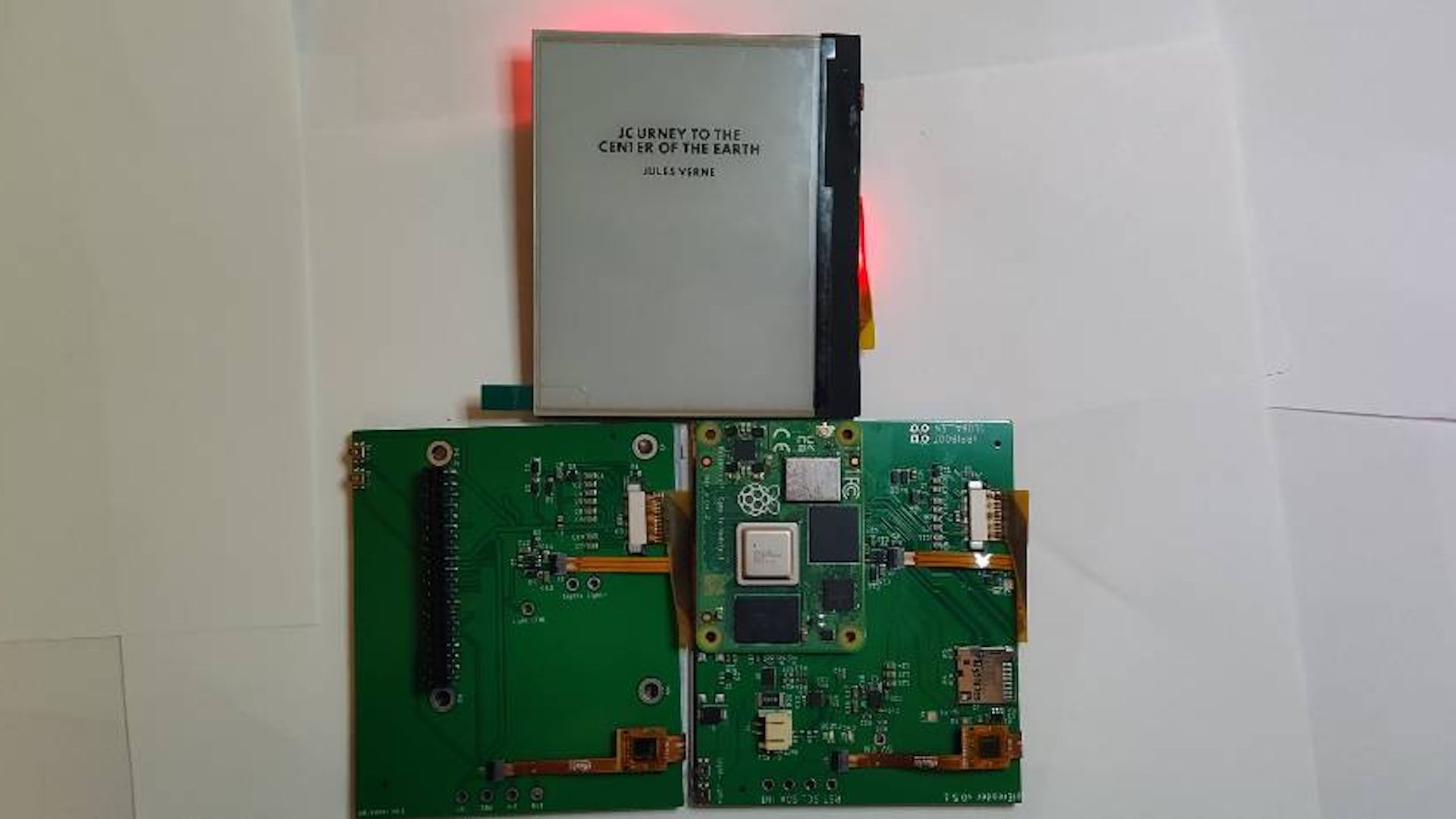 piEreader project helps you build your own open-source eReader with a Raspberry Pi