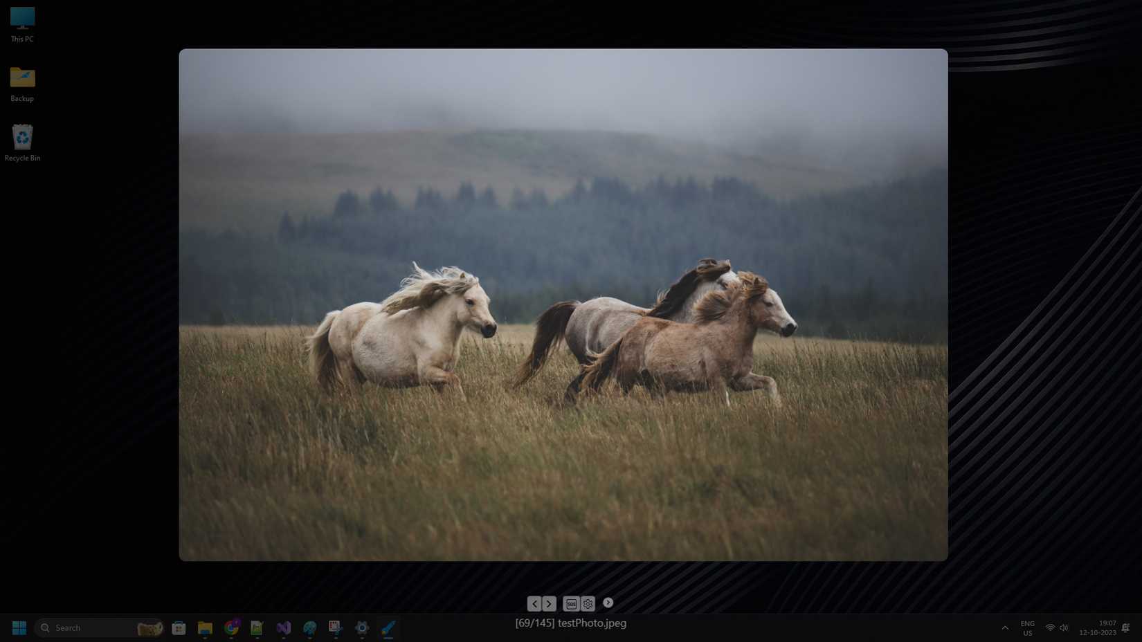 My 5 favorite image viewers that blow Microsoft Photos out of the water