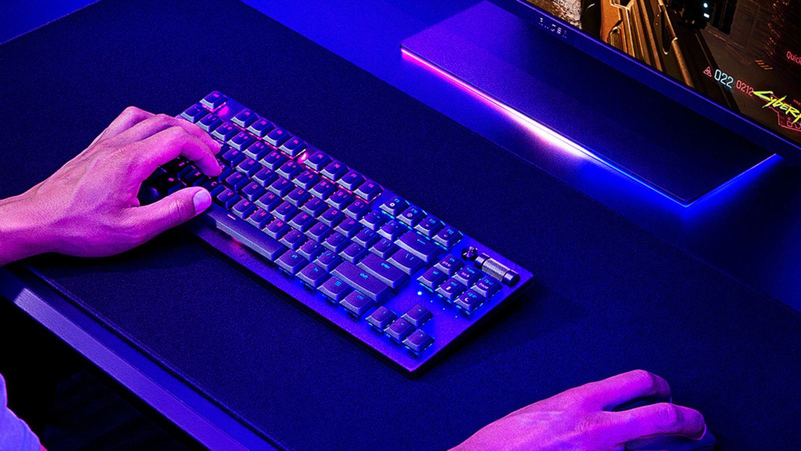 Get the Razer DeathStalker V2 Pro TKL gaming keyboard at a record low price