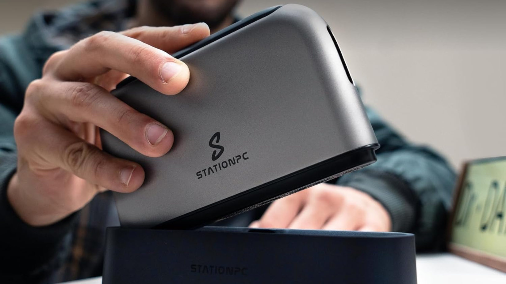 This is the versatile NAS that can fit in your pocket