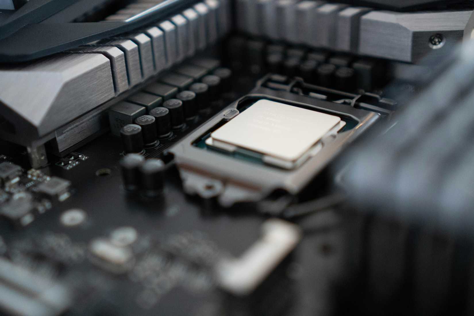 4 old CPUs that still hold their own in 2025