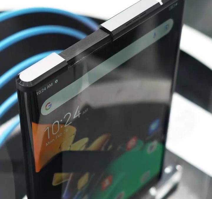 Will rollable display gadgets ever catch on?