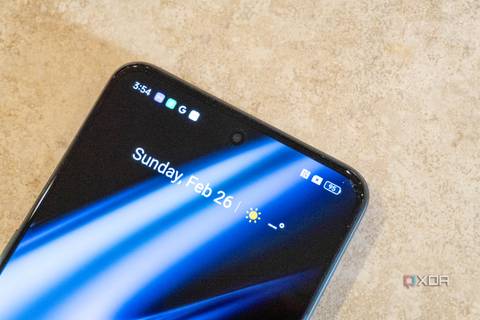 Realme GT3 revealed as a 240W charging speedster with great efficiency