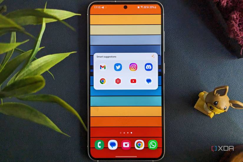 Here's how to use smart suggestions on your Samsung device