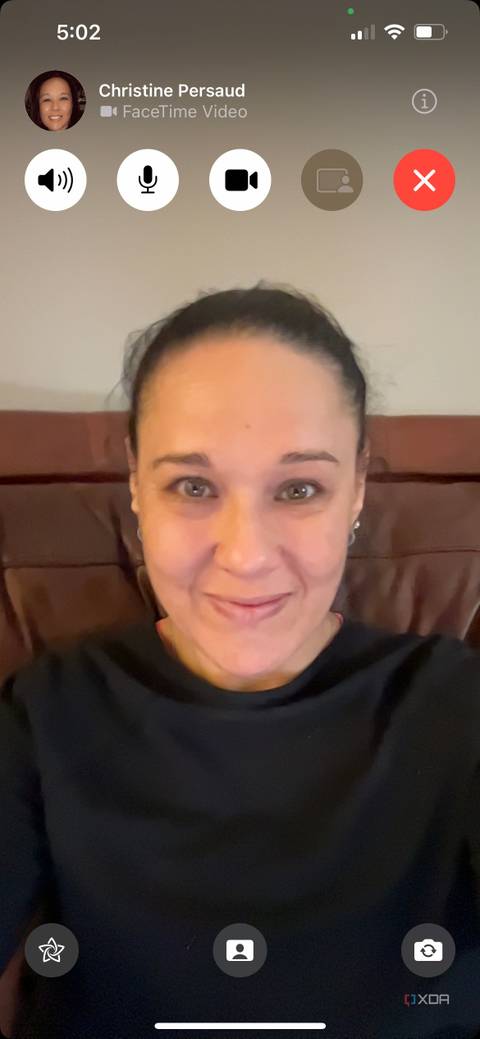 How to fake eye contact on FaceTime