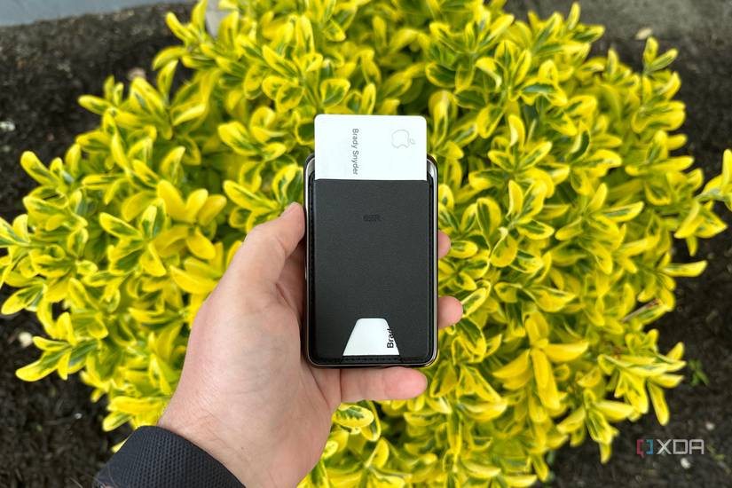 ESR Power Bank Wallet review: The best MagSafe portable charger around
