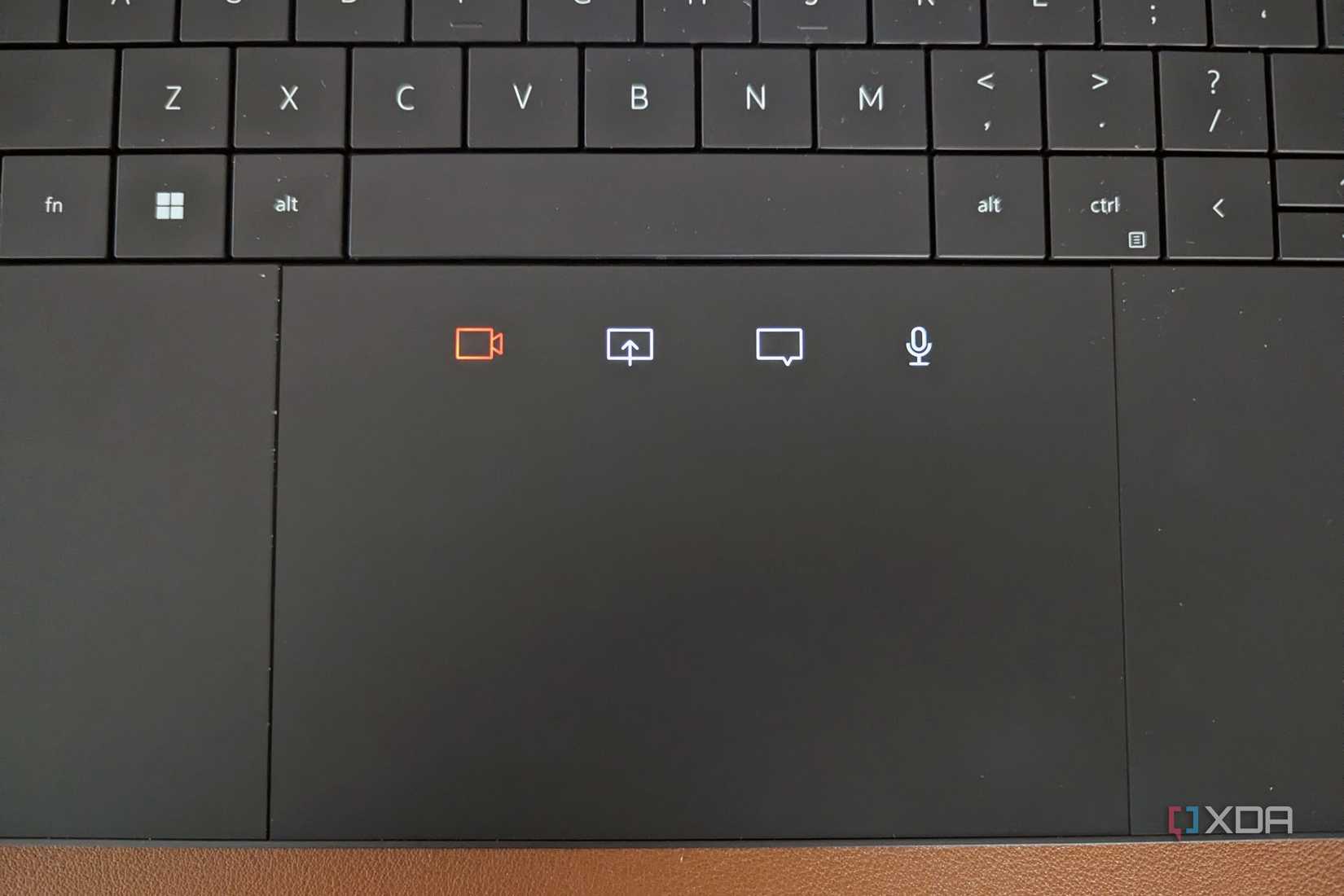 20 touchpad gestures you should be using on your Windows 11 laptop