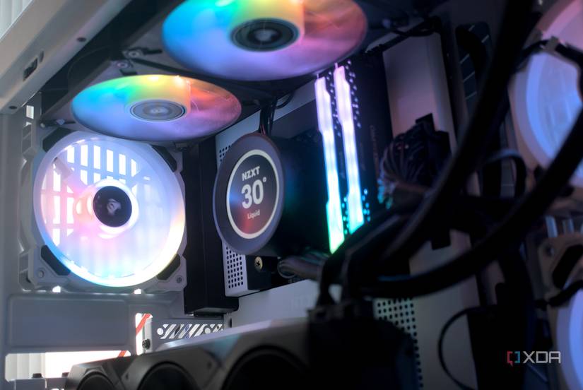 HYTE Y40 Snow White Edition PC case review: Hot looks with even hotter ...