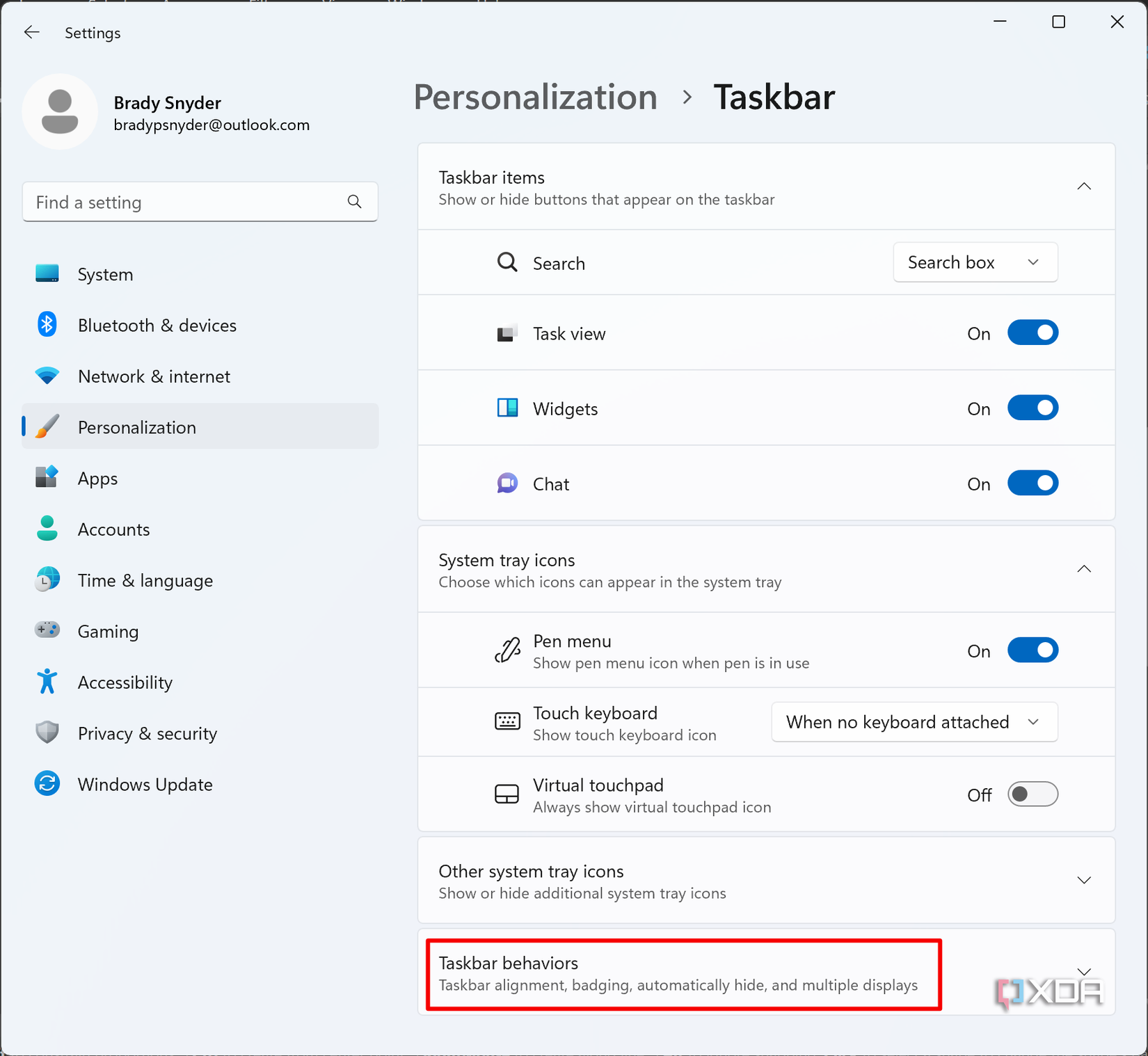 How to make Windows 11 look like Windows 7