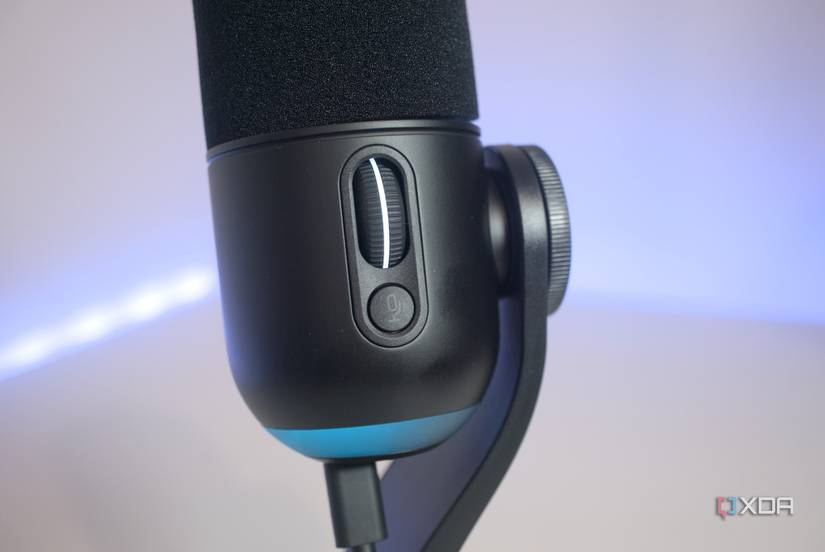 Logitech Yeti GX review: An impressive, compact streaming mic