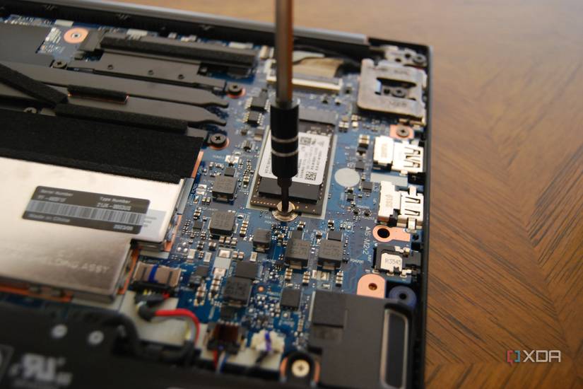 How to upgrade RAM and SSD in Lenovo's ThinkPad E14 Gen 5