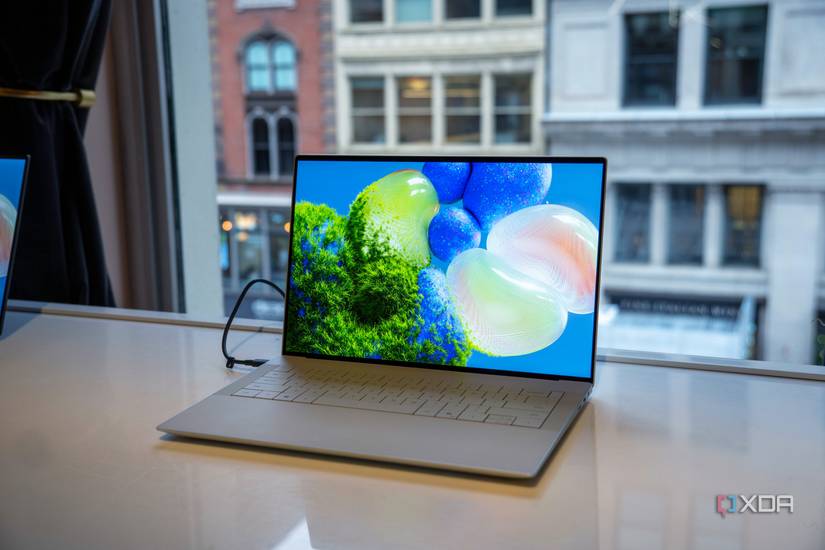 Dell XPS 14 (2024) vs Lenovo Yoga 9i (2024): Should you go clamshell or ...