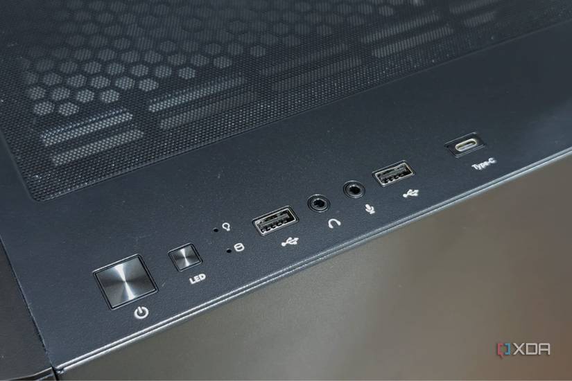 How to fix a PC that turns on but displays nothing on the monitor: Six ...