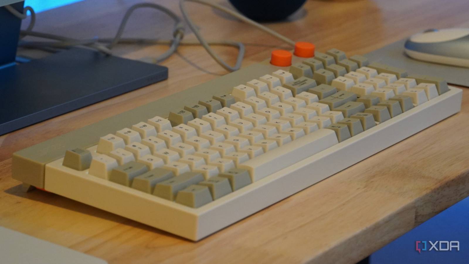 Lofree Block 98 review: The retro-inspired mechanical keyboard that ...