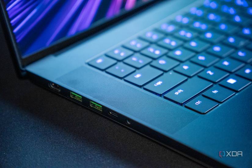 Razer Blade 16 (2024) vs MacBook Pro 16: Which is right for you?