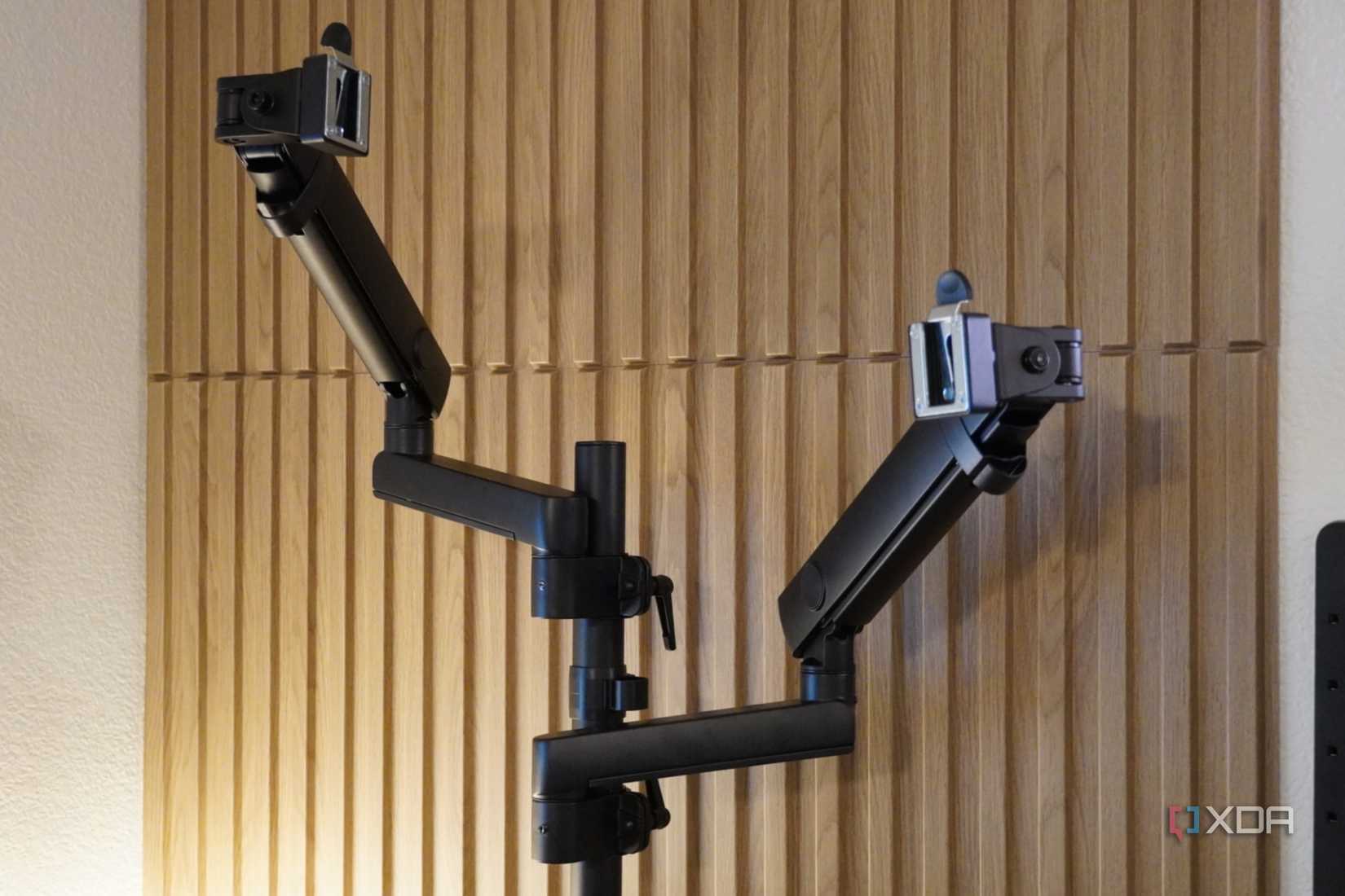 5 mistakes to avoid when picking the right monitor arm