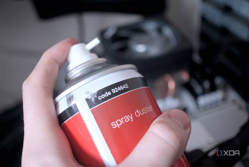 How to safely clean your motherboard