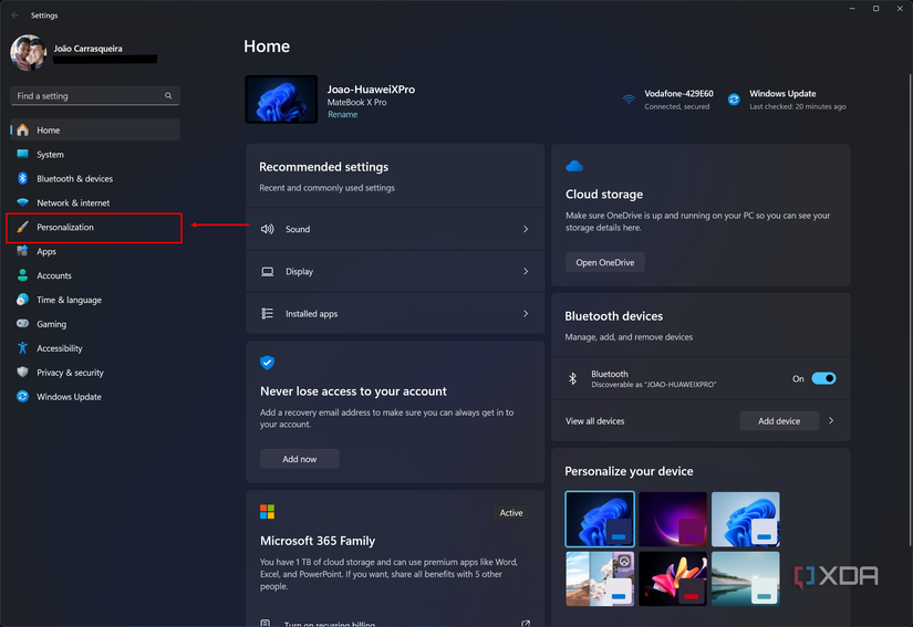 How to get a transparent taskbar on Windows 11