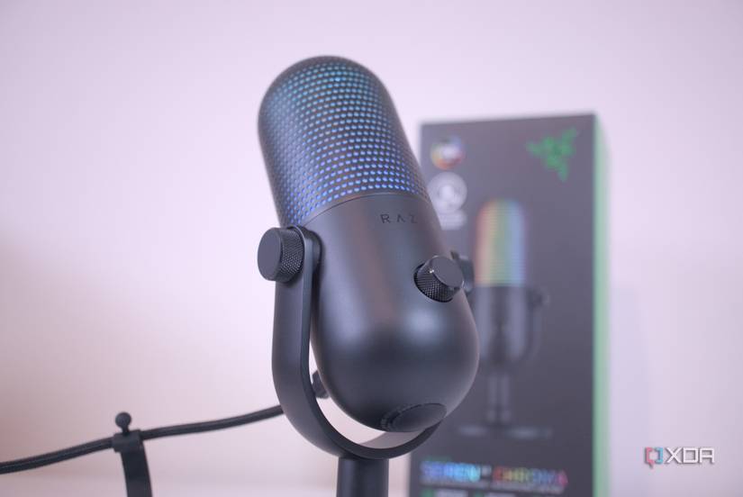 Razer Seiren V3 Chroma review: This microphone will light up your life