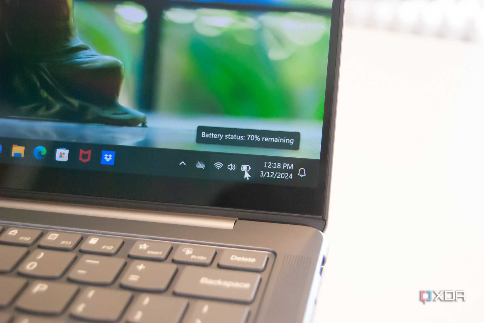 Pros and cons of never shutting off your Windows laptop