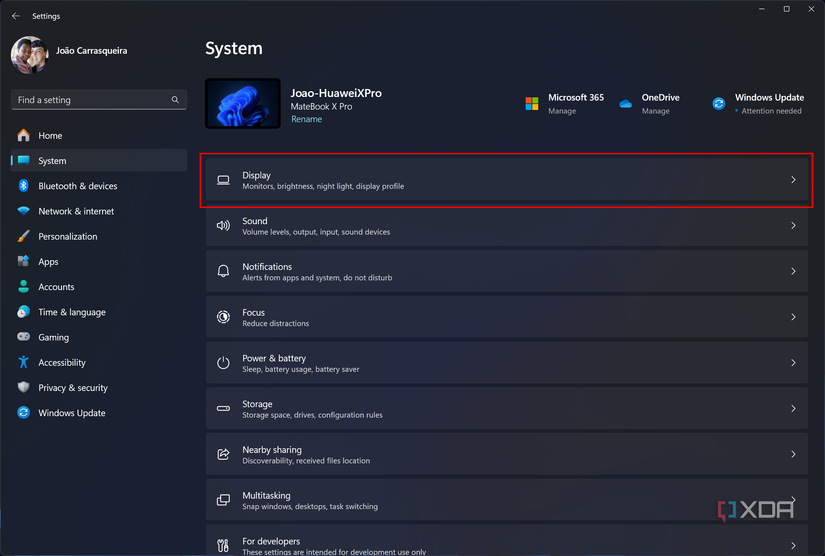How to rotate your screen in Windows 11