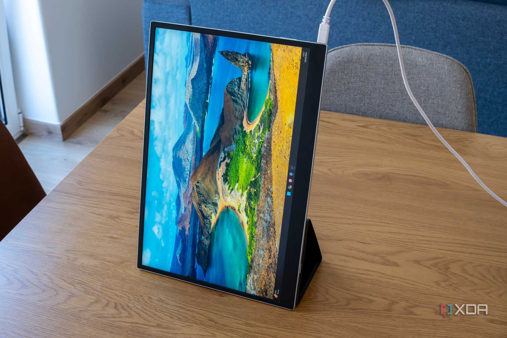 LG Gram +View review: An excellent portable monitor with some limitations