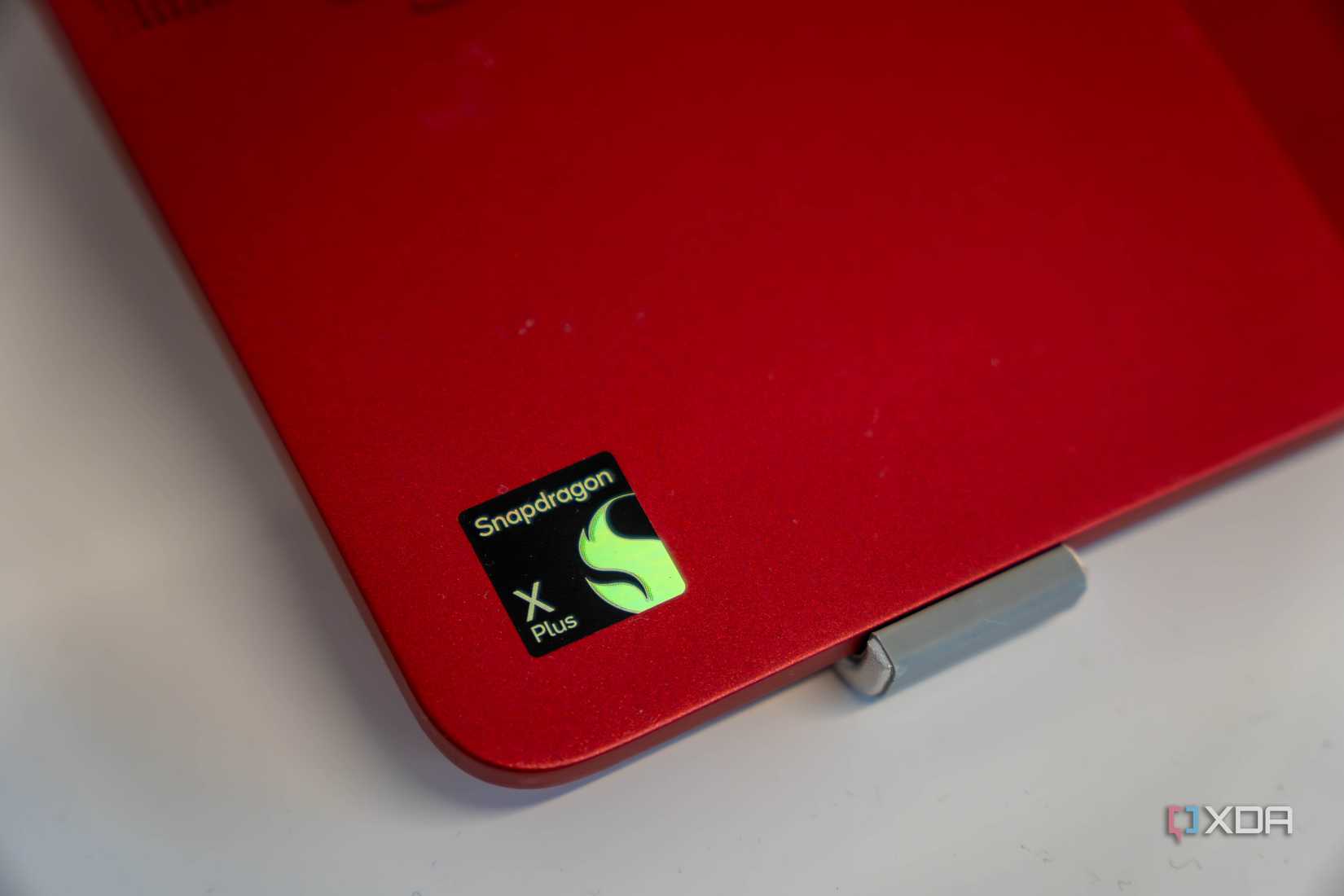 Qualcomm finally lets us peek inside the Snapdragon X Elite/Plus GPU ...