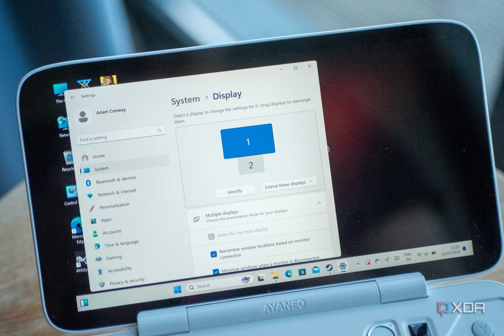 Ayaneo Flip DS review: A flipping great handheld that makes me miss my ...