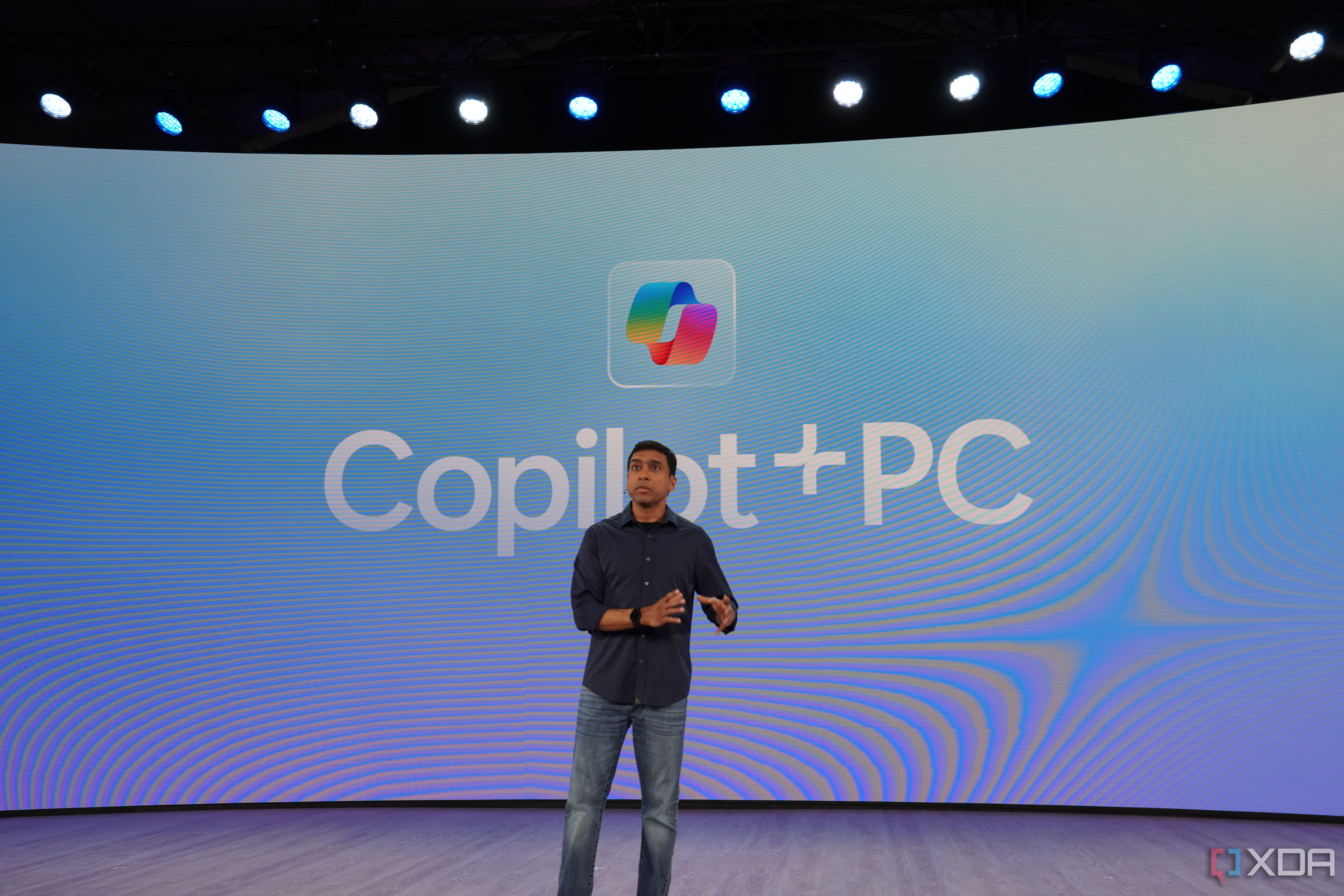 I created an entire PowerPoint presentation using Copilot and Designer ...