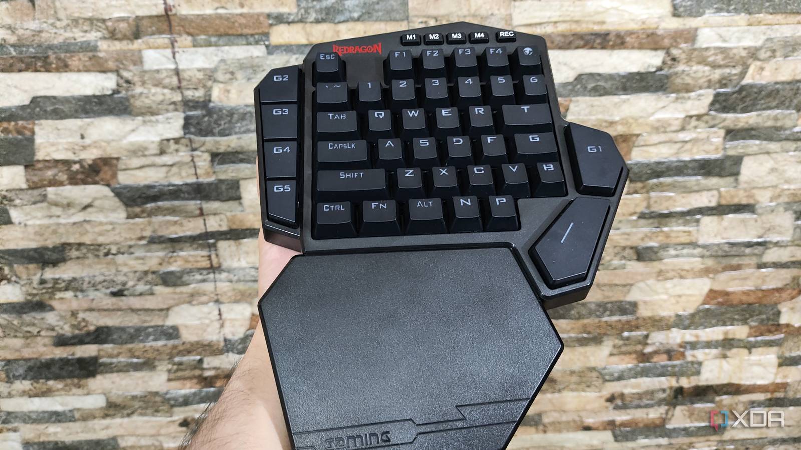 Redragon K585 DITI review: An affordable one-handed keyboard for ...