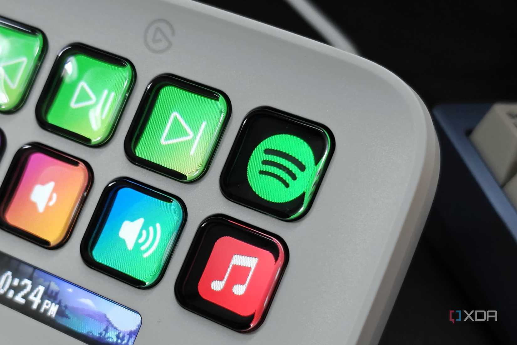6 reasons to host your own music streaming server with Jellyfin