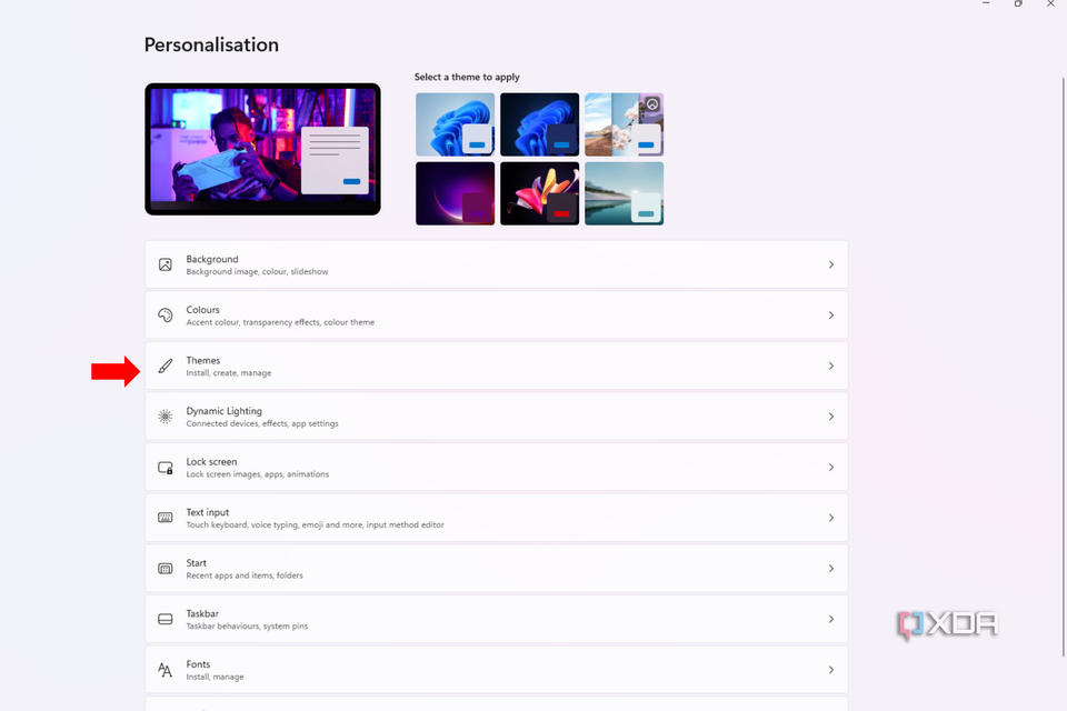 How to install themes on Windows 11