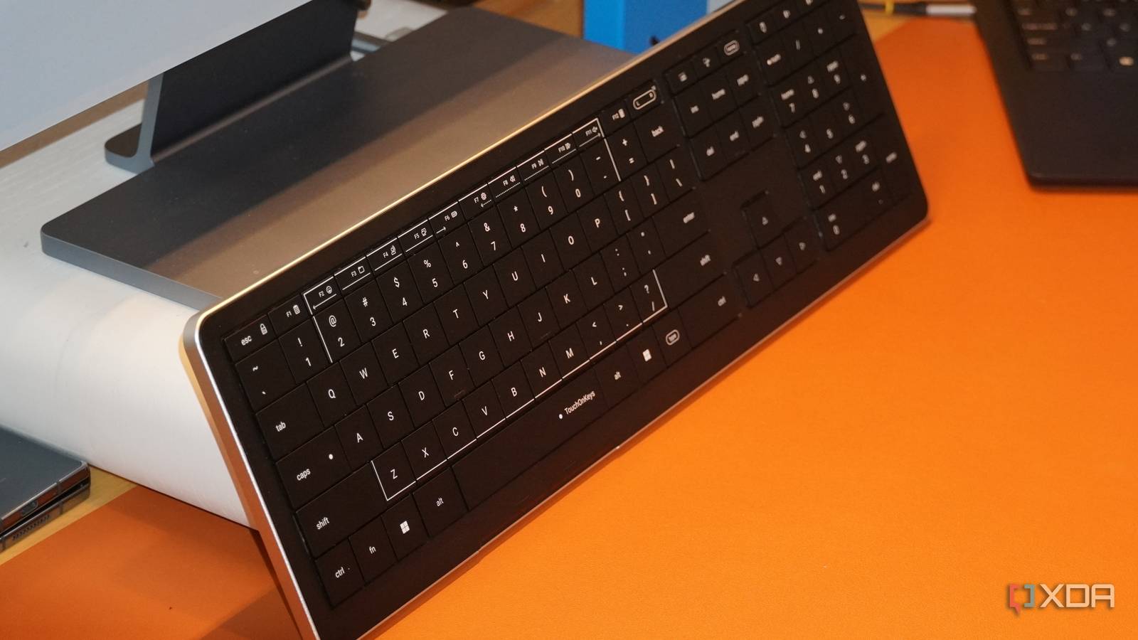 Clevetura CLVX 1 review: This keyboard has a built-in touchpad, and it ...