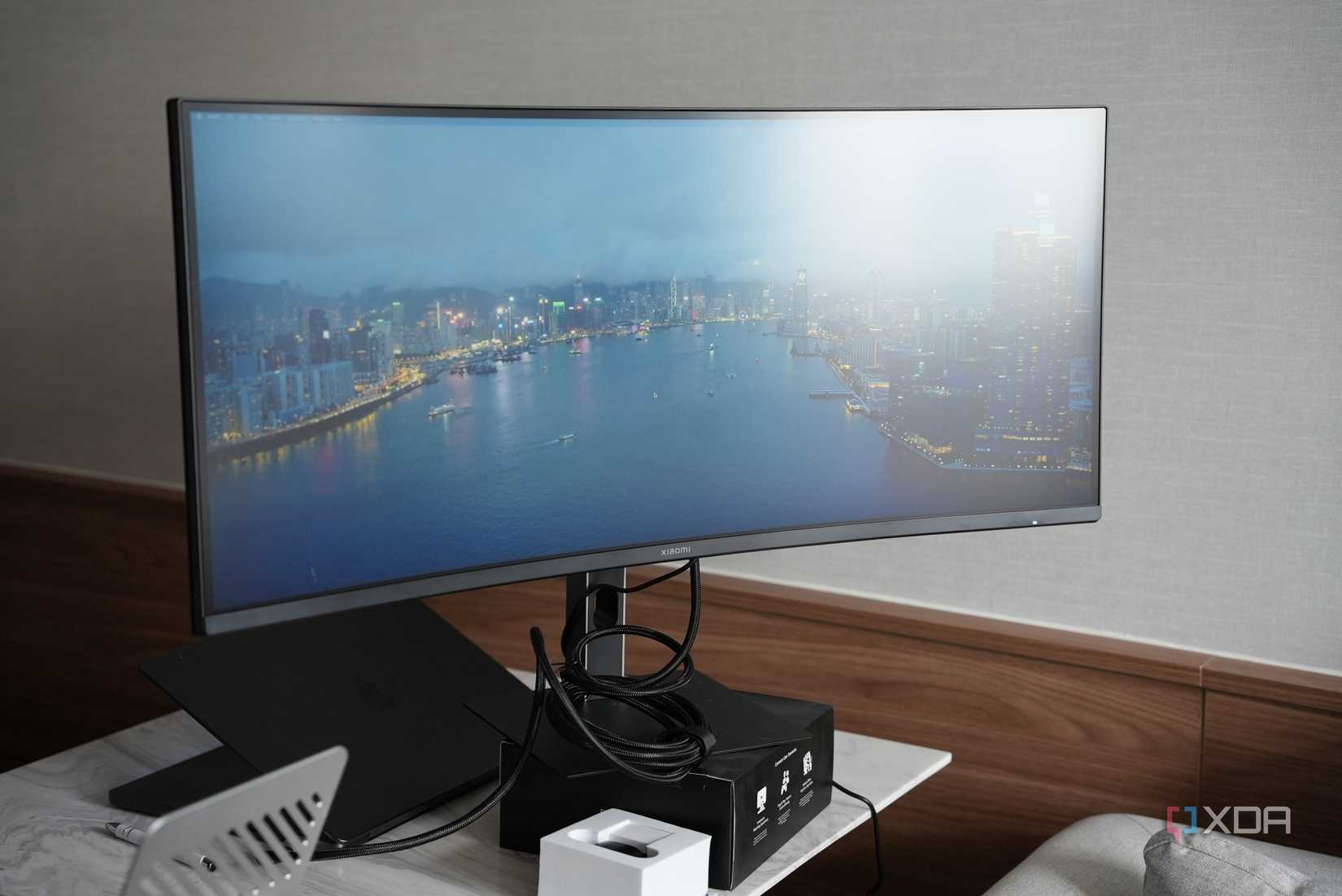 7 reasons you should not buy a curved monitor